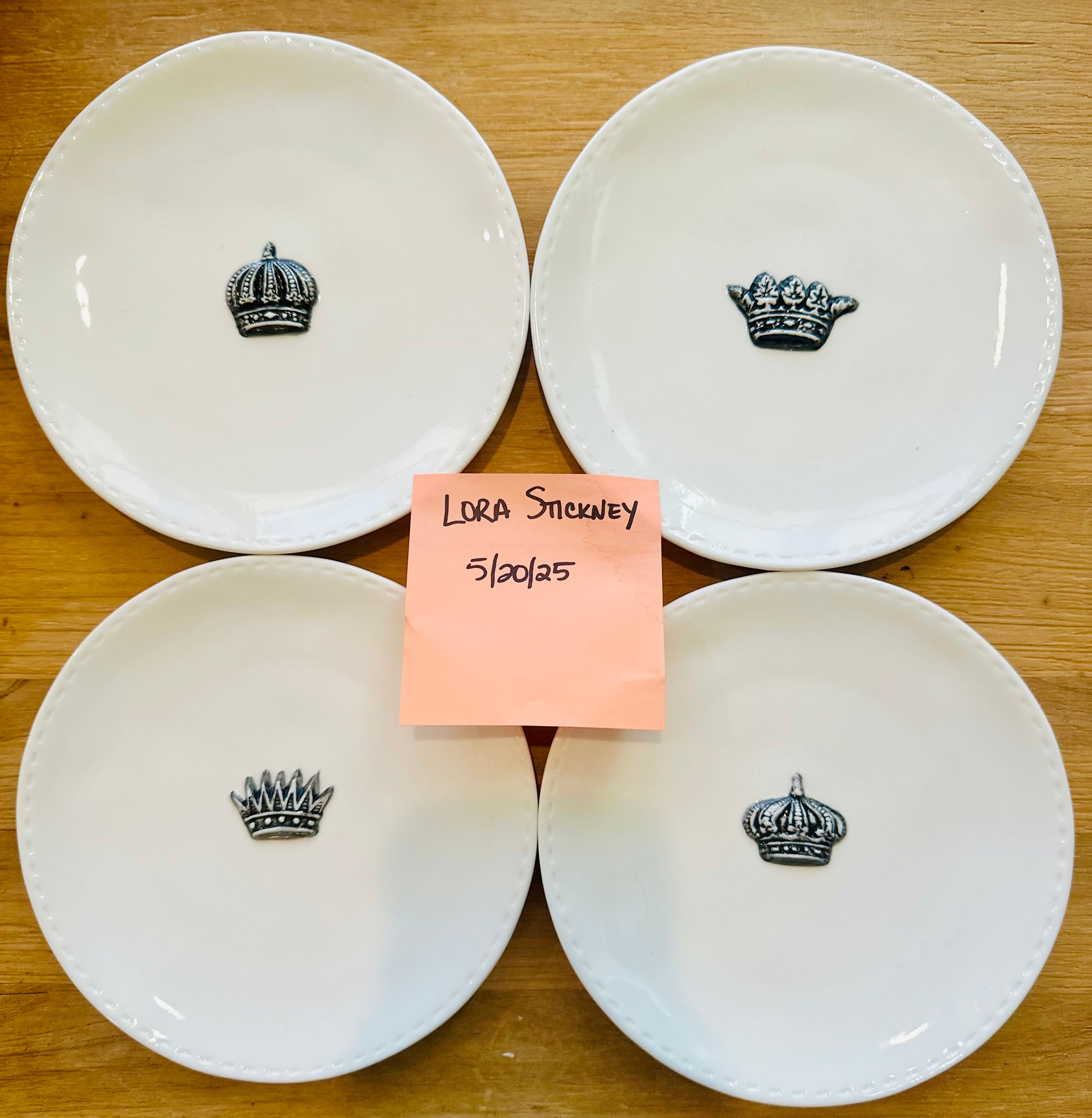 RAE DUNN CROWN PLATE SET – Purple Box Boutique